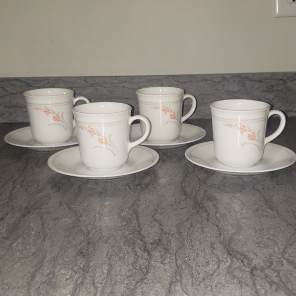 Corelle | Kitchen | 4 Vintage Corelle Peach Garland Coffee Cups With 4 ...